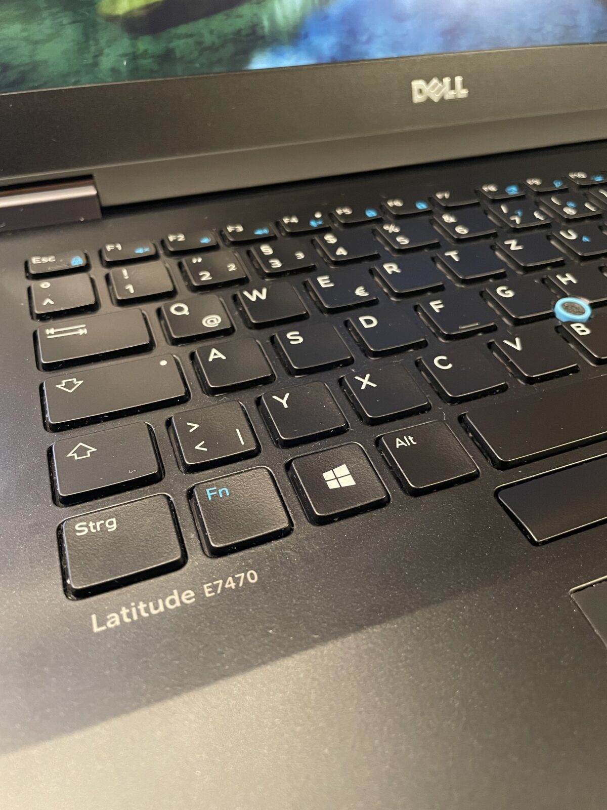 Dell Latitude E5470 vs E7470 – Kikuyumoja